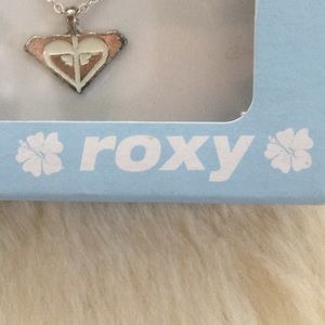 Roxy | Jewelry | Nwt Roxy Gift Set | Poshmark